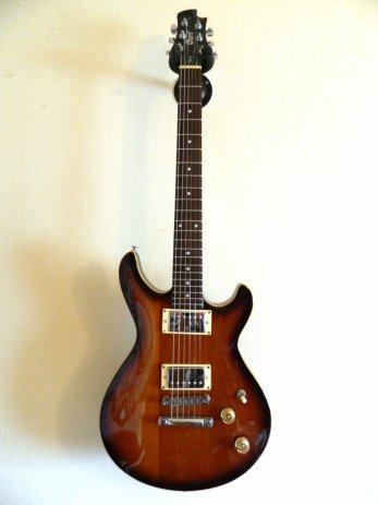 Cort M520 (Wilkinson Paf Classic humbuckeri)