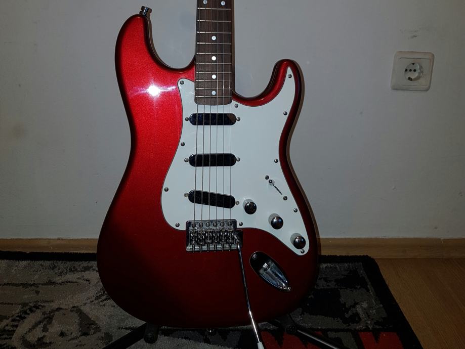 Elektricna gitara 500kn.