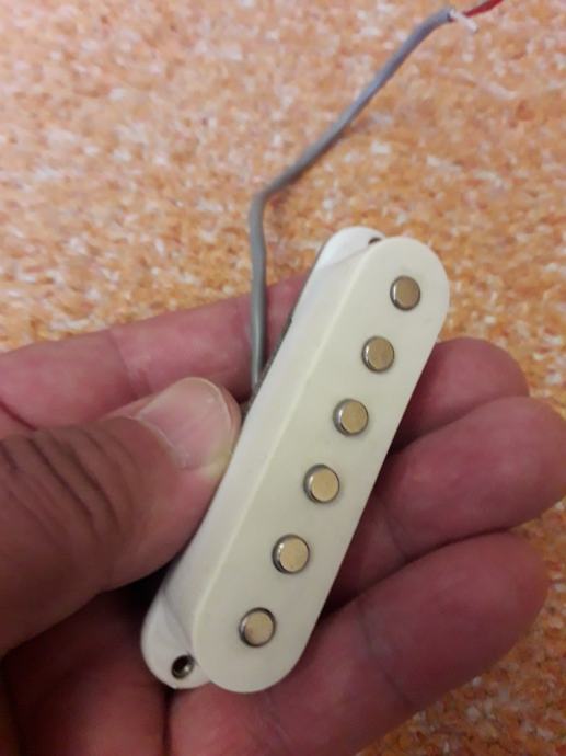 Epiphone pick up single coil