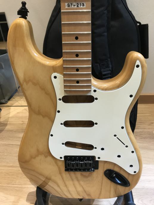 ESP/LTD ST-213 BEZ ELEKTRONIKE + GIG BAG