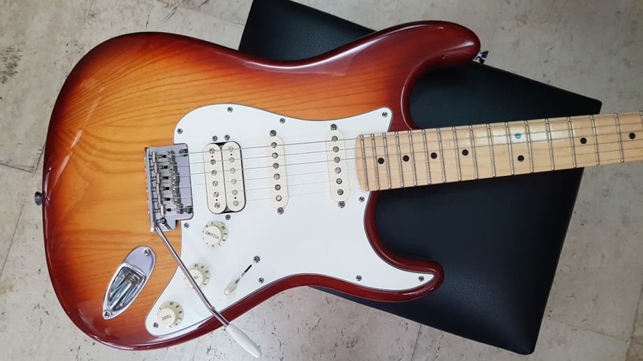 Fender American Standard Ash Stratocaster HSS 2012