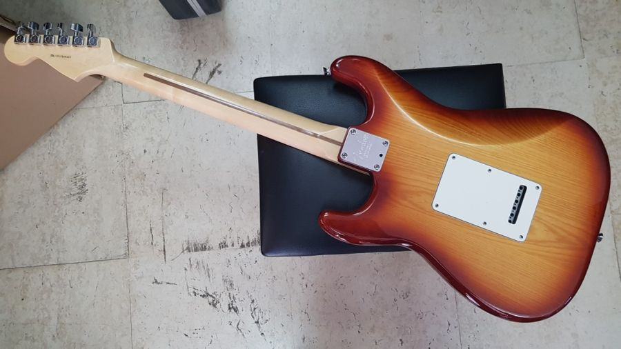 Fender American Standard Ash Stratocaster HSS 2012