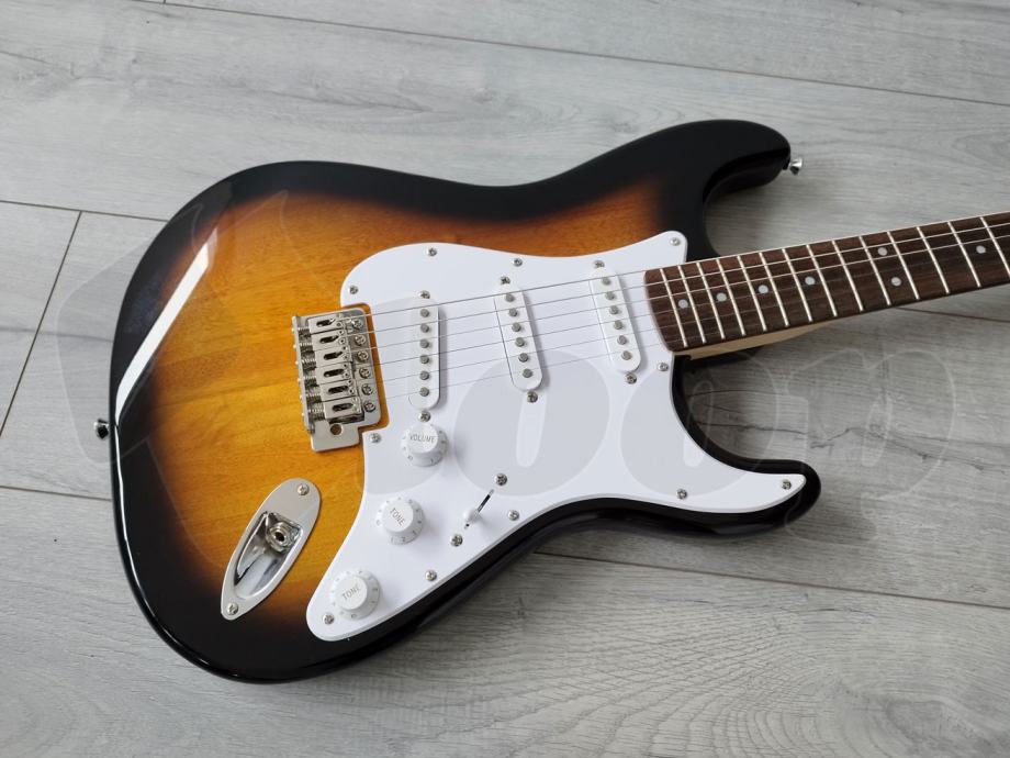 Fender Squier Bullet Strat BSB (36 rata, bespl. dostava)
