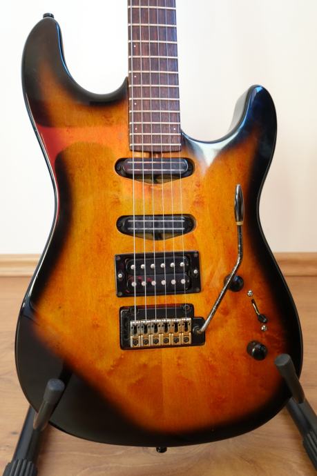 Godin Artisan ST IV - HSS Stratocaster, floating tremolo