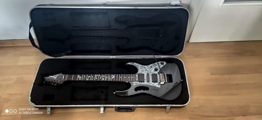 Ibanez JEM 555 Steve Vai