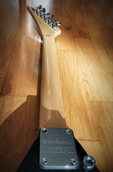 Jackson Randy Rhoads JS30RR električnu gitaru + gigbag