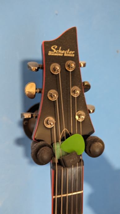 Schecter C-1 She Devil