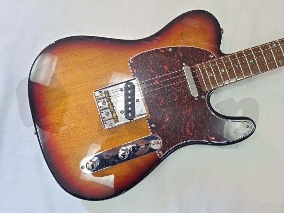 Sire Larry Carlton T7 Telecaster