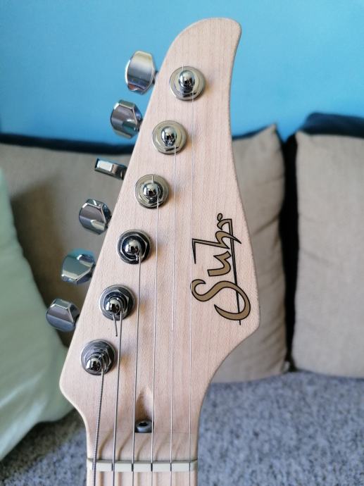 Suhr Standard pro S2