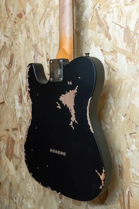 Vintage V62MRBK Icon Series Distressed Black - Relic Telecaster V62