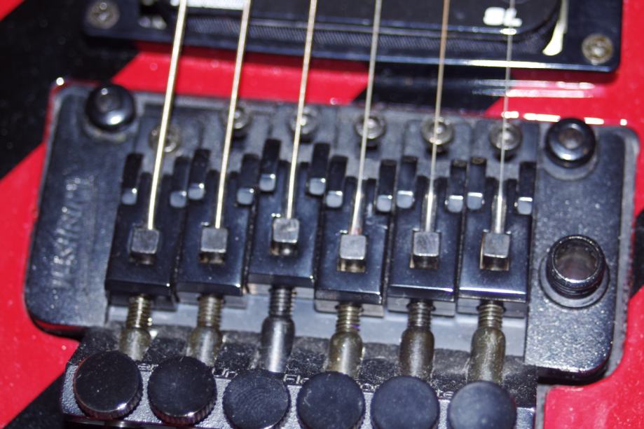 Washburn RR10VK floyd rose,grover,setapirana, prodajem ili mijenjam