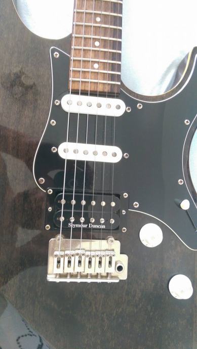 Yamaha Pacifica 412V