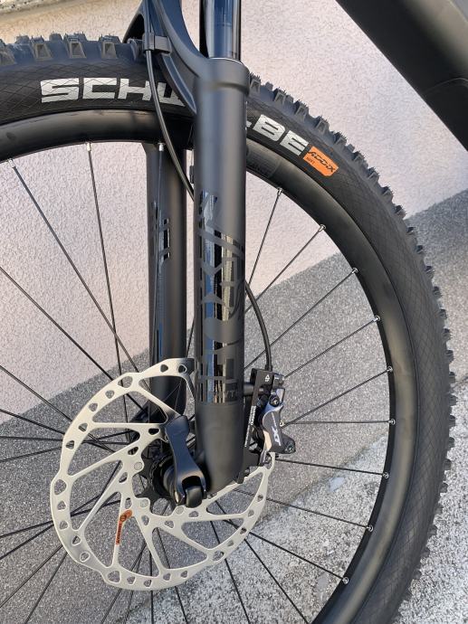 AKCIJA! CUBE STEREO HYBRID 140 HPC SLX 750 CARBON´N´REFLEX 2023