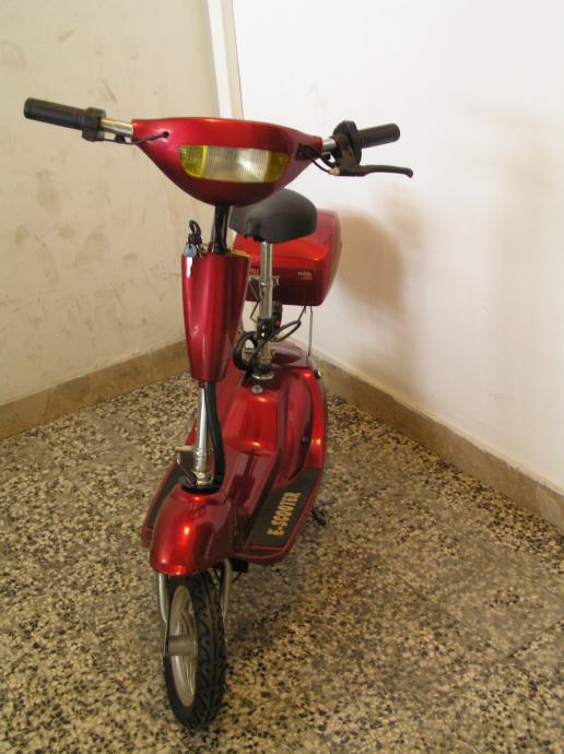 E-SCOOTER 24 V (boja: bordo crveni, do 90 kg)