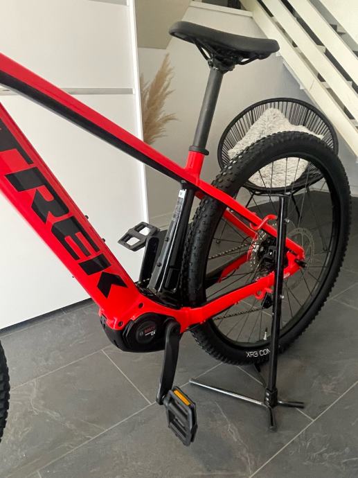 TREK Powerfly 4 2023 Radioactive RedBlack M size Električni Bicikl