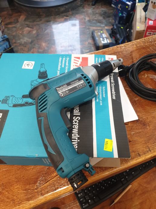 Makita FA6300R