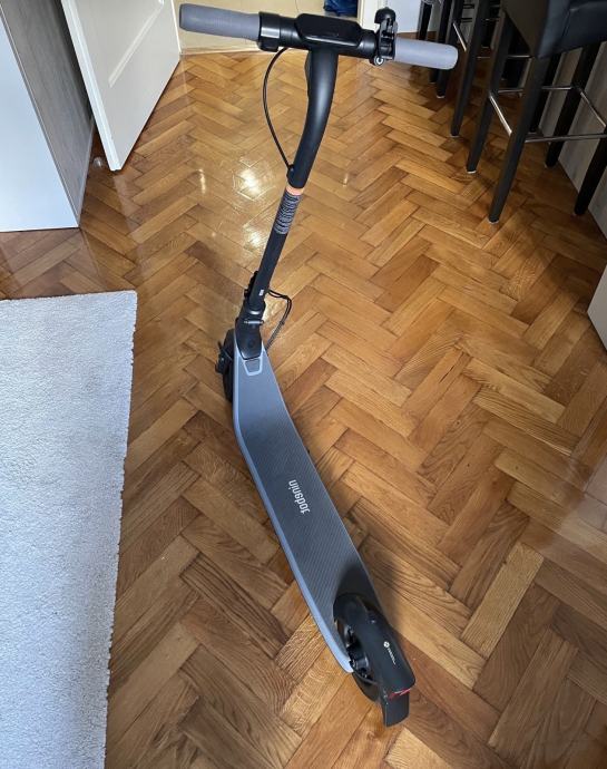 Elektricni romobil SEGWAY Ninebot KickScooter E2