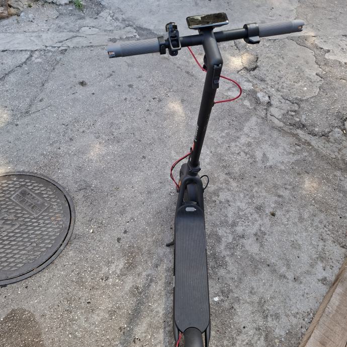 Električni Romobil V40i Pro
