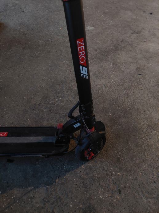 Električni romobil Zero 9