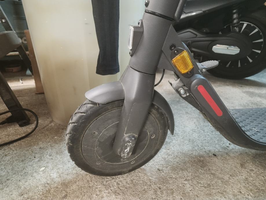 Ninebot Kickscooter E25A