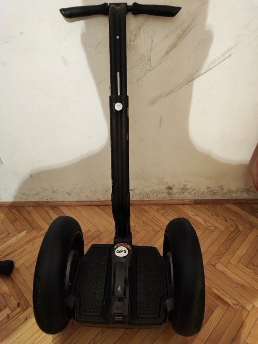 Prodajem Segway i2
