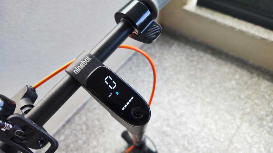 Romobil Segway Ninebot F40E