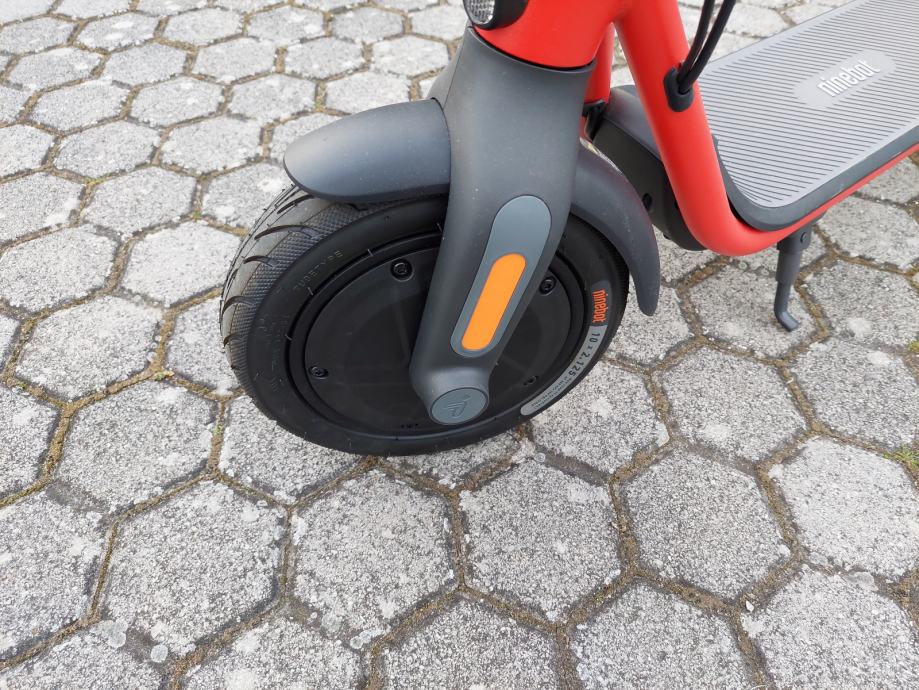 Segway Ninebot Kickscootera D18E