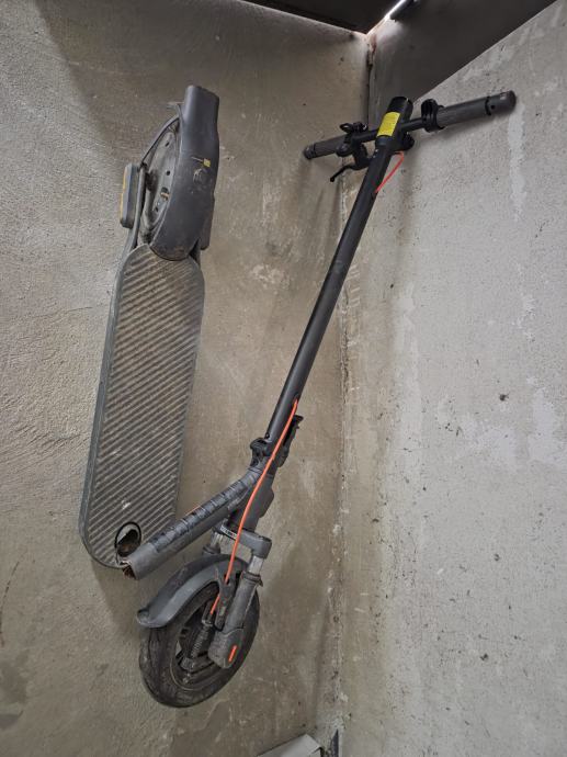 Xiaomi Electric Scooter Elite-za dijelove