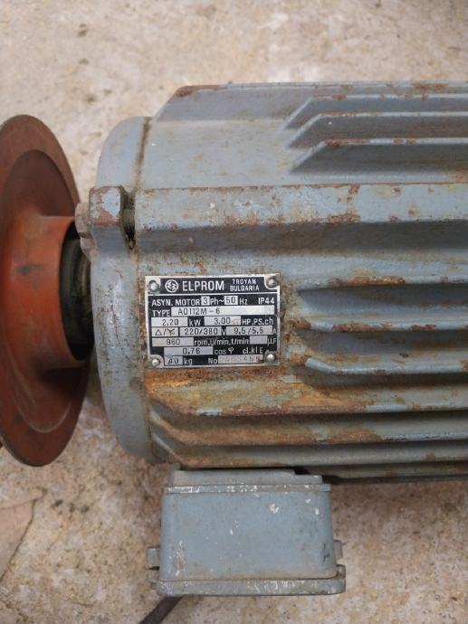 Elektromotor Elprom 2,2 Kw 3 Ps 960 rpm