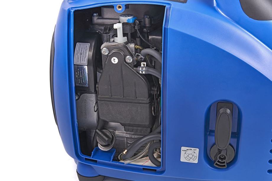 Generator električne snage od 1500 W s benzinskim motorom
