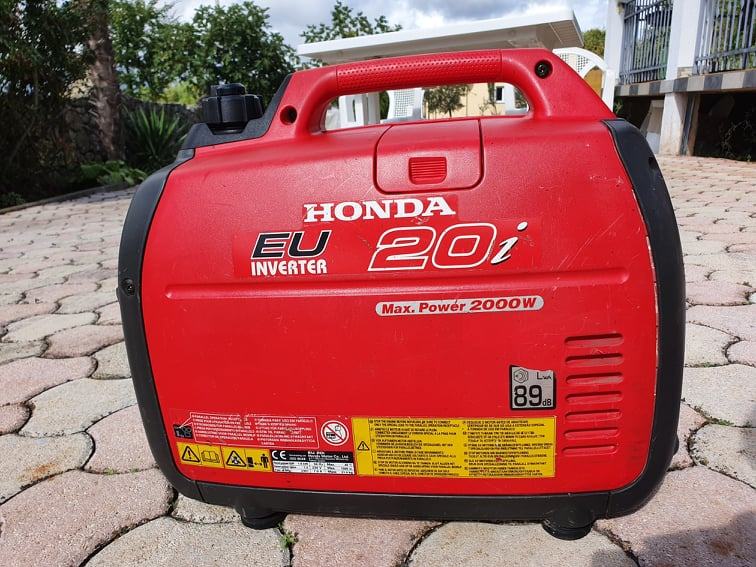 HONDA EU 20i tihi agregat / generator za struju