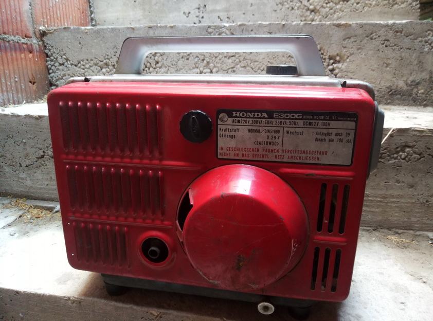 Honda generator E300 - OS