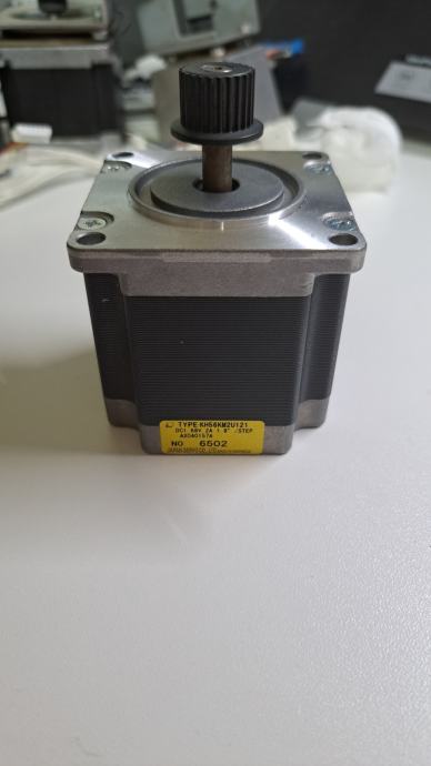 Koračni stepper motor KH56KM2U121