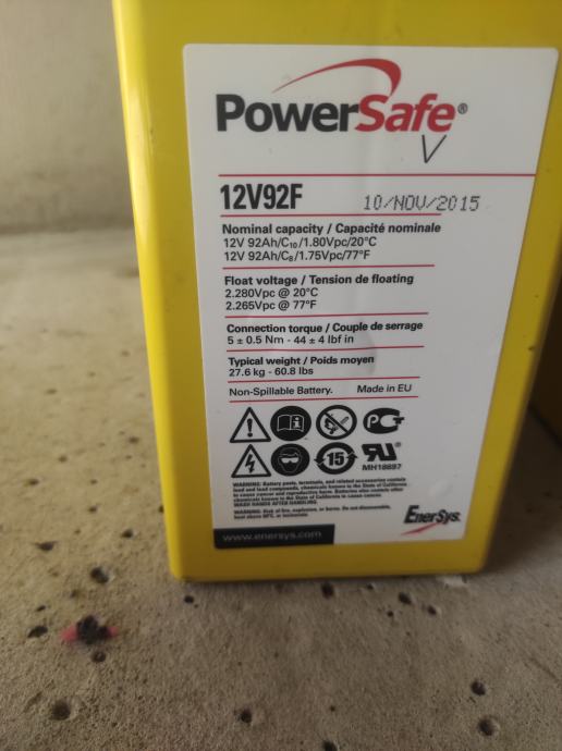 Akumulatori za solarno Powersafe 12V92F