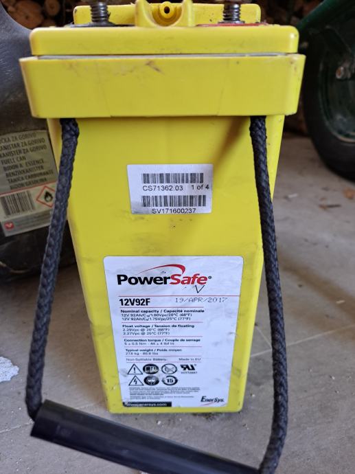 Akumulatori za solarno Powersafe 12V92F