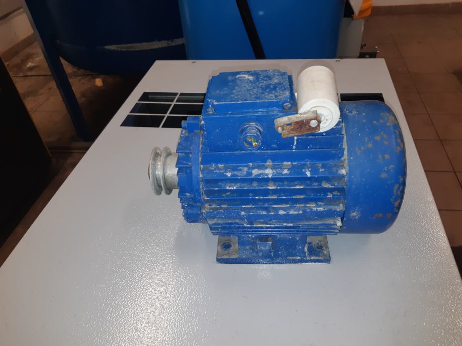 Eleķtro motor 0.55kw