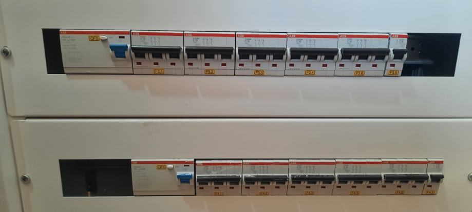 ELEKTRO RAZVODNI ORMAR