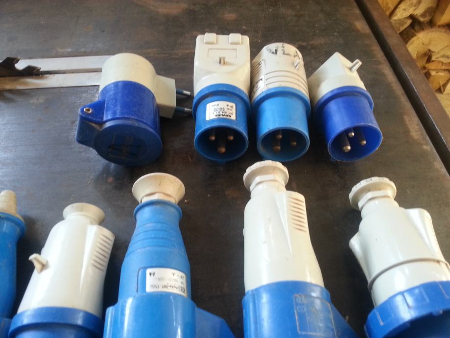 industrijske uticnice i utikaci