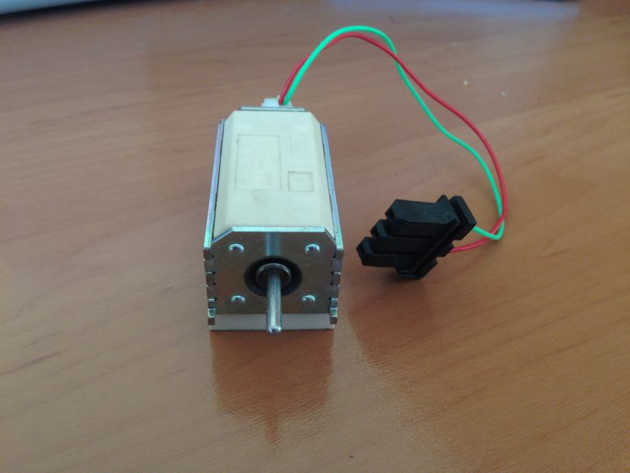 Podnaponski okidač MN/UVR 200-250 VAC-DC Schneider