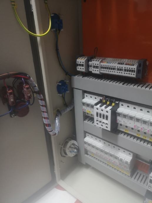 Razvodni strujni ormar za pokretanje agregata za struju