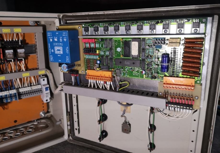 Razvodni strujni ormar.