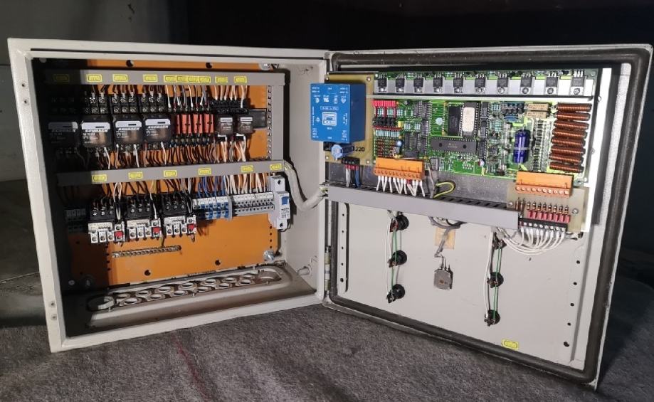 Razvodni strujni ormar.