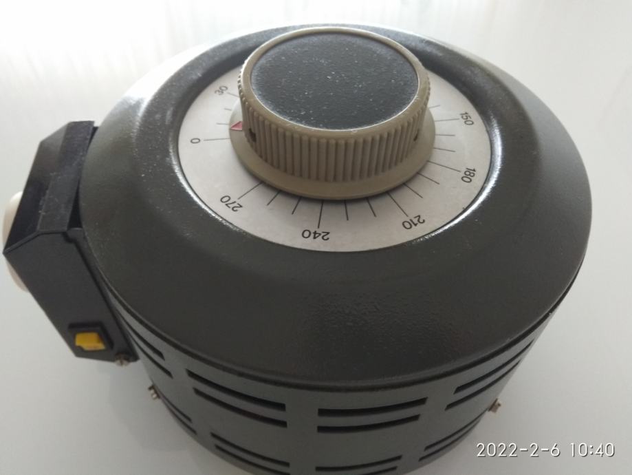REGULACIONI TRANSFORMATOR 0-280 V AC ---7A