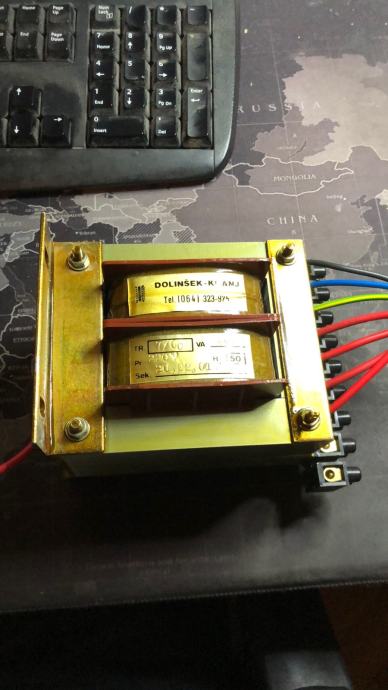 Transformatori 220V-> 18V, 20V, 22V, 61V