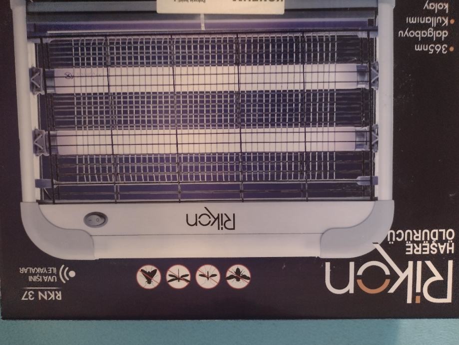 Uređaj za zaštitu od insekata (komaraca i muha)