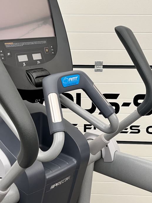 Precor AMT 885 Open Stride P82 konzola