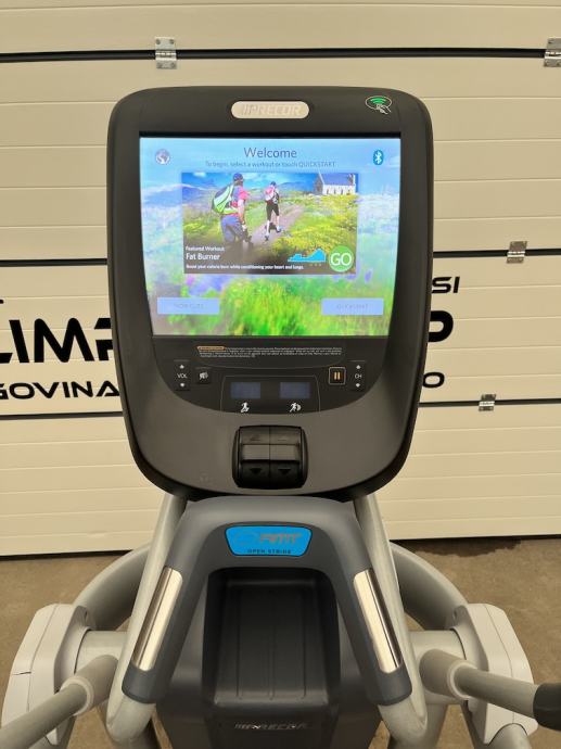 Precor AMT 885 Open Stride P82 konzola