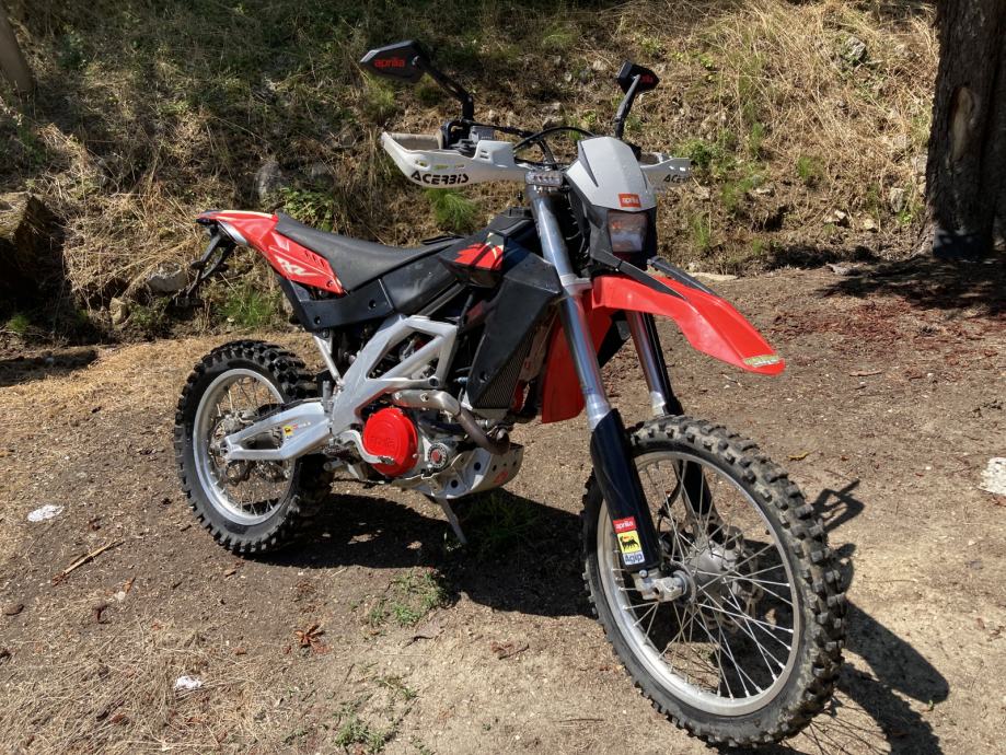 Aprilia RXV 550 550 cm3, 2008 god.