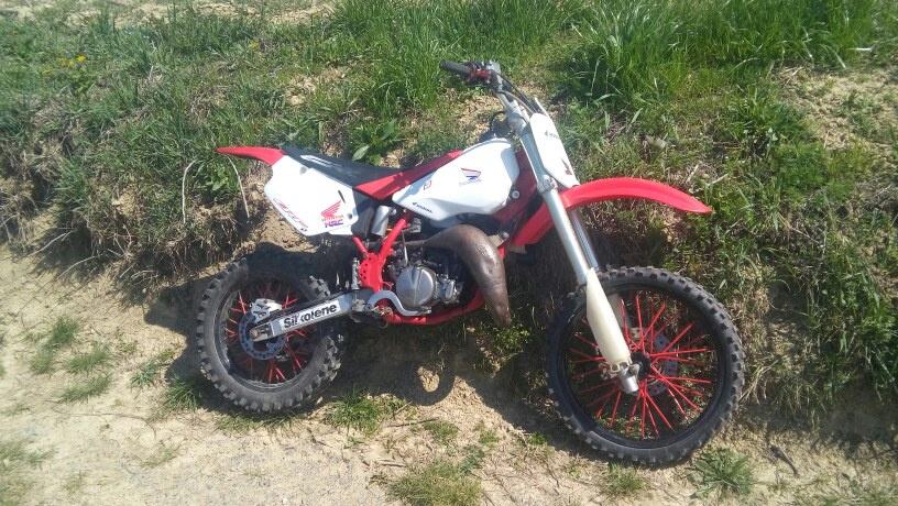 Honda CR85 85 cm3, 2004 god.