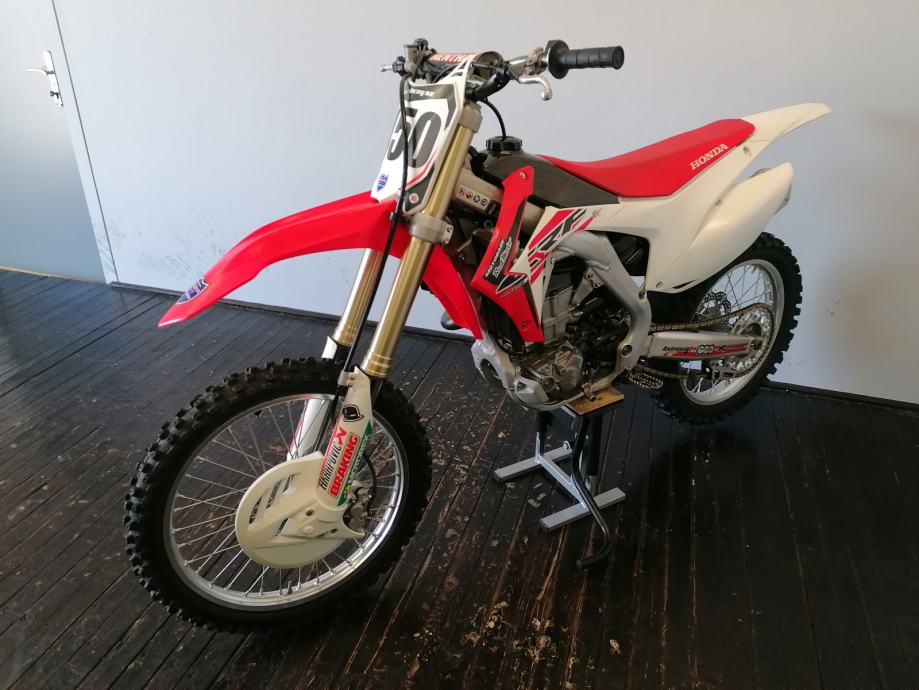 Honda CRF 450 cm3, 2016 god.